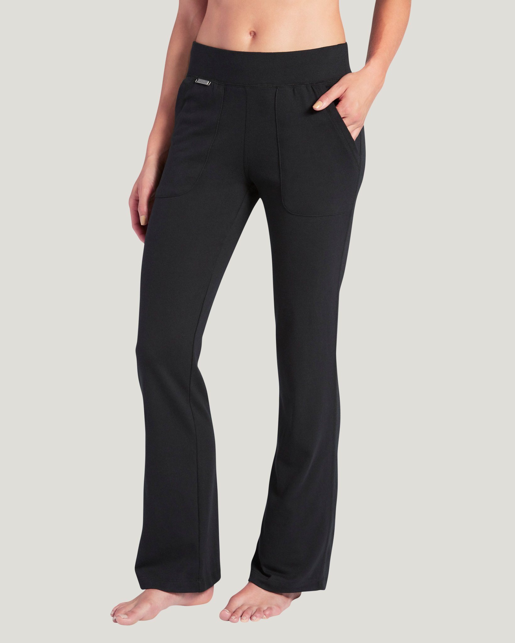 Essential Relaxed Pant